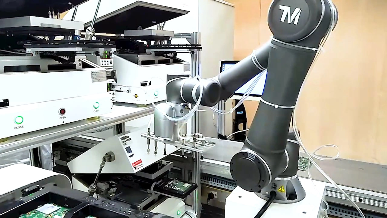 SMT Testing Process Robot | Techman Robots UK